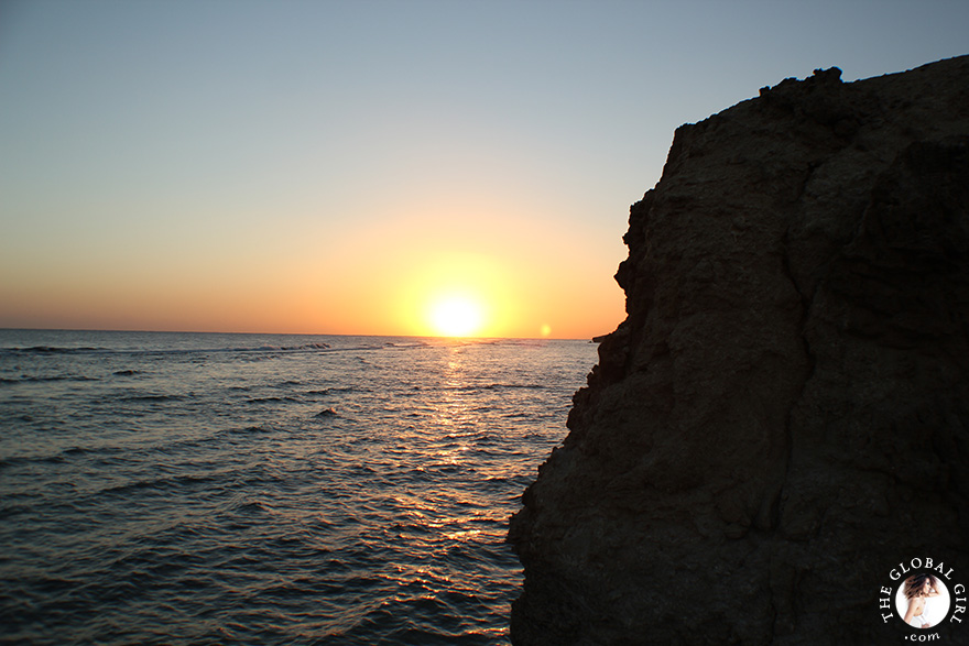 Beautiful sunrise on the Red Sea, Egypt | THE GLOBAL GIRL
